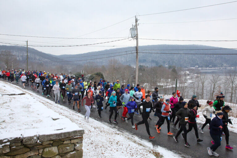 Polar Bear Run Supports Guiding Eyes - Guiding Eyes for the Blind