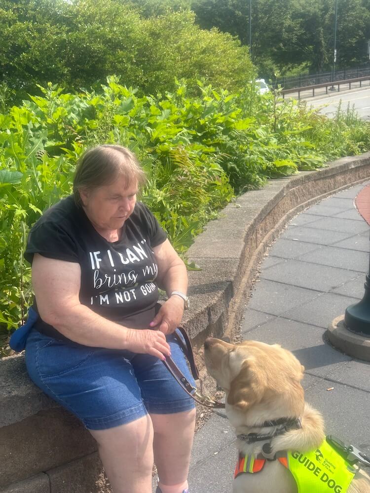 Phyllis and Riddle - Guiding Eyes for the Blind